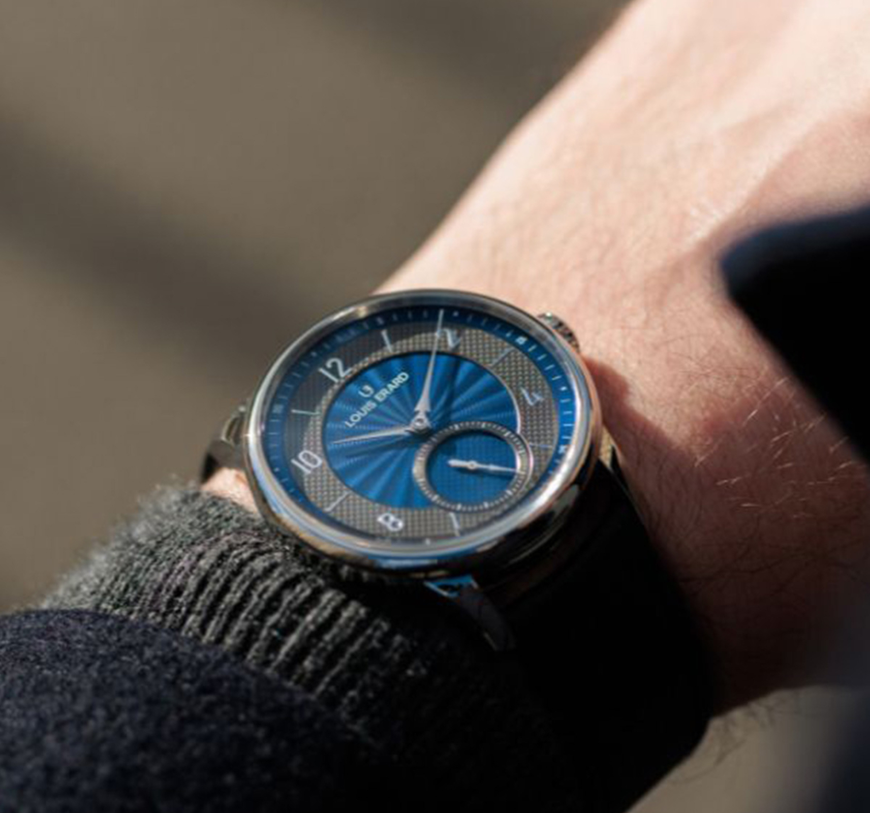 Petite Seconde Blue Guilloché Anthracite - Louis Erard - gmtitalia.com